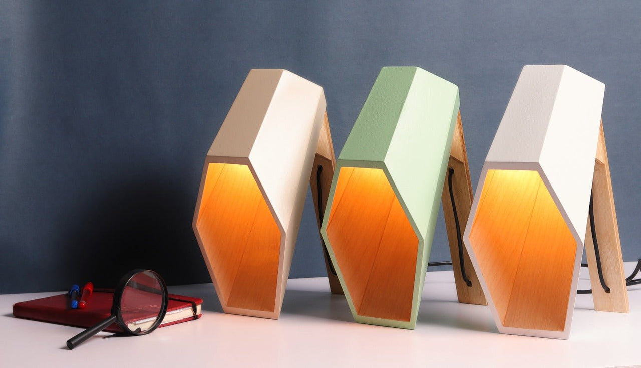 Hexagon Desk Lamp – WoodWorkersEG